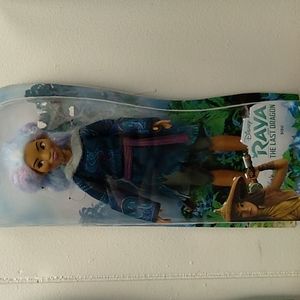 Disney | Toys | Nib Disney 3 Dolls Set Of Raya And The Last Dragon ...